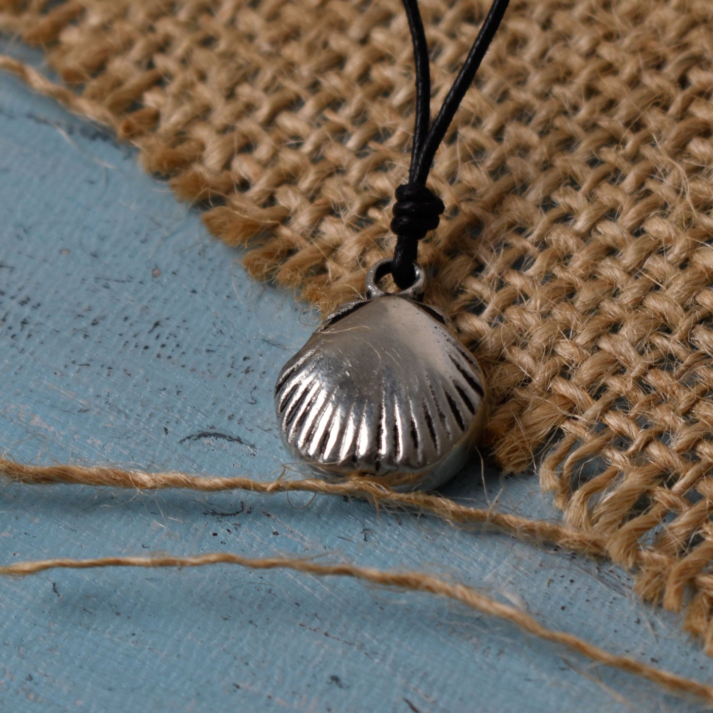 Clam Shell Oyster Silver Pewter Gold Brass Charm Necklace Pendant Jewe ...