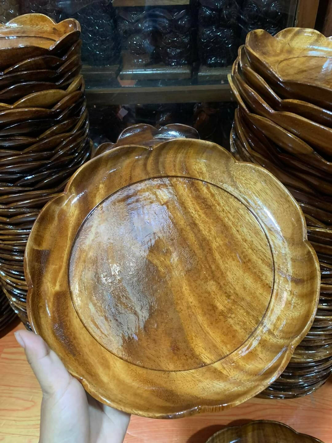 90's Doh Ywer Myanmar Wooden Plate Large size – MyanmarMakers