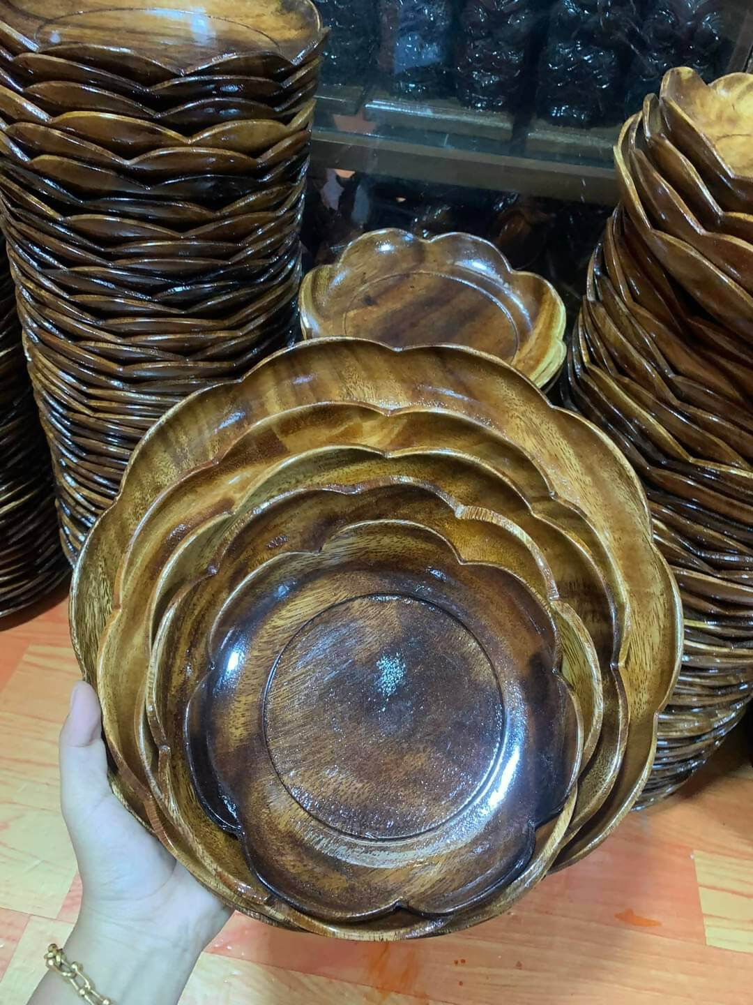 90's Doh Ywer Myanmar Wooden Plates Set – MyanmarMakers